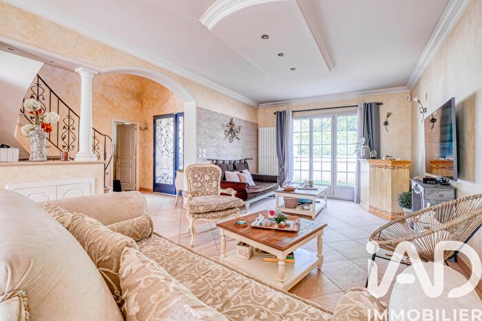 Maison 5 pièces à vendre à Ormesson-sur-Marne