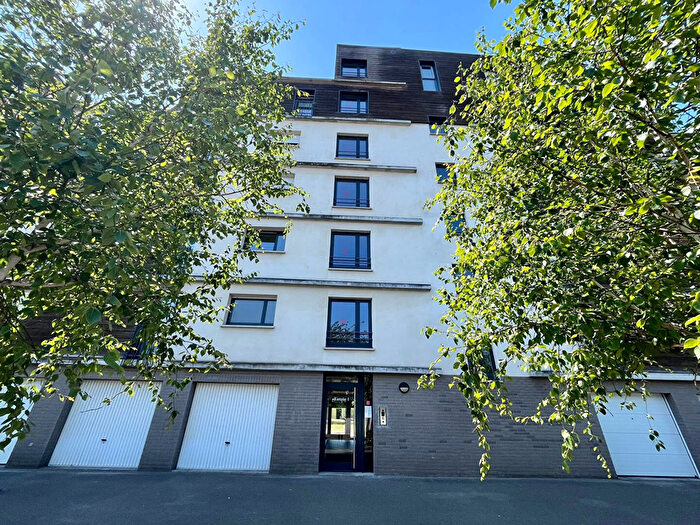 Calais, Petit Pays - Appartement 5 pièces à vendre