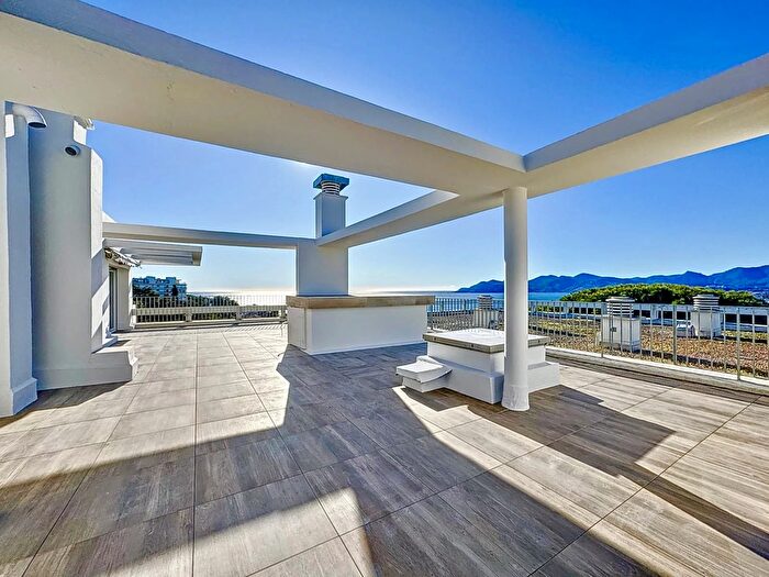 Appartement à vendre - Cannes, Croix des Gardes - 3 pièces - 2 chambres