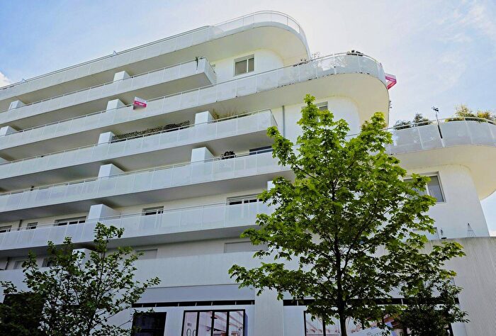 Appartement 3 pièces à louer à Meudon la Forêt Sud