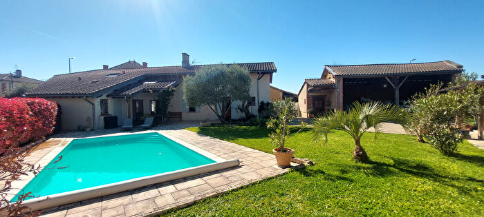 Maison à vendre - Saint-Clar-de-Rivière - 7 pièces - 5 chambres