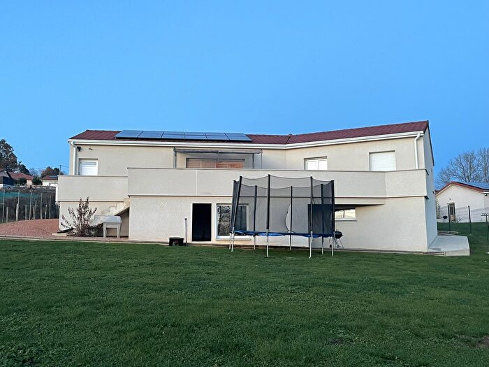 Maison à vendre - Amplepuis - 6 pièces - 4 chambres