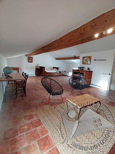 Maison 7 pièces à Nébian, à louer
