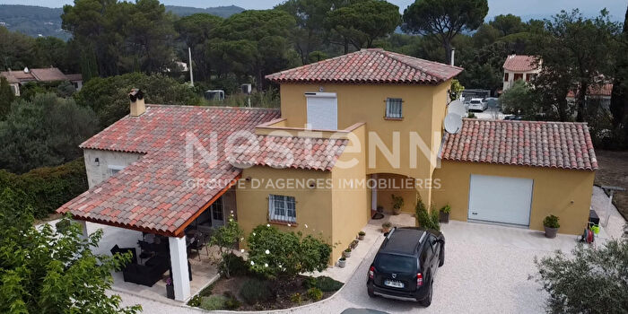 Maison à vendre - Le Muy - 5 pièces - 3 chambres