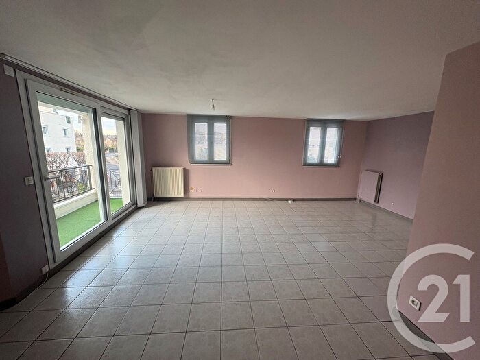 Appartement à louer - Vigneux-sur-Seine, Gros Buisson, Gare - 4 pièces - 2 chambres