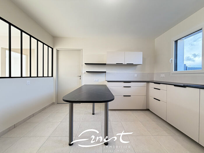 Maison à louer - Saint-Georges-lès-Baillargeaux - 4 pièces - 3 chambres