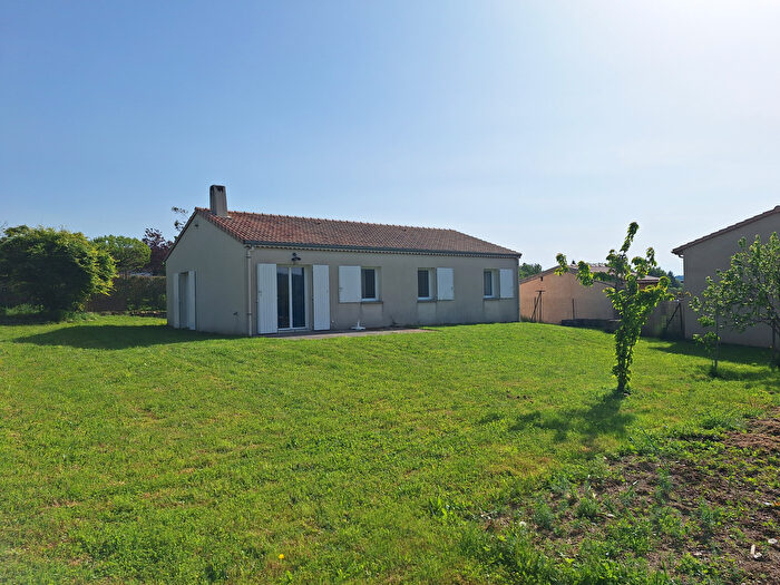Alboussière : Maison 4 pièces à vendre