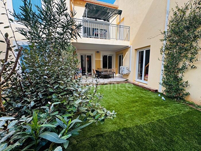 Appartement à vendre - Cogolin, Centre-ville, Subeiran, Pas de Grimaud - 3 pièces - 2 chambres