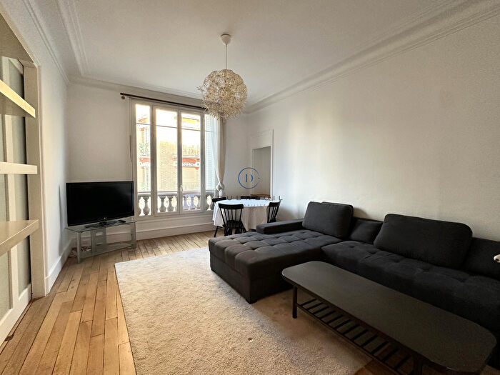 Appartement 3 pièces à Courbevoie, Bécon, à louer