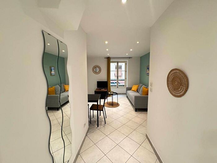 Les Grandes Carmes, Marseille 2ème arrondissement : Appartement 2 pièces à louer