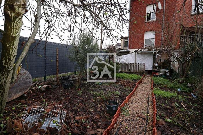 Maison à vendre - Armentières - 5 pièces - 4 chambres