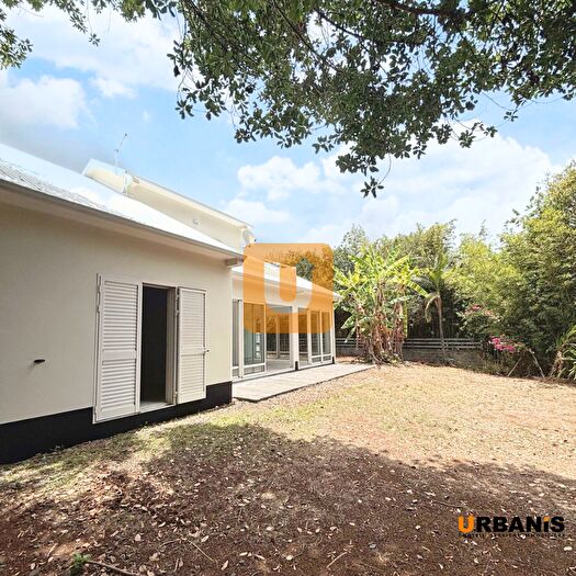 Maison à vendre - Saint-Paul, Bois de Nèfles - 6 pièces - 5 chambres