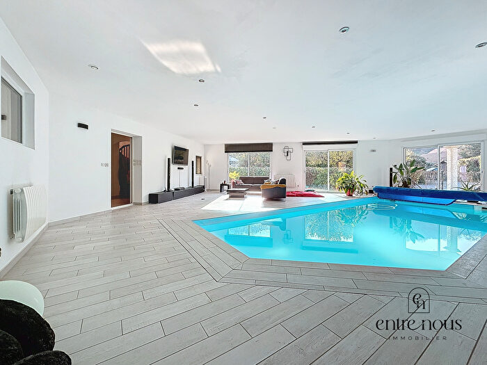 Maison à vendre - Saint-Victor-de-Cessieu - 5 pièces - 4 chambres