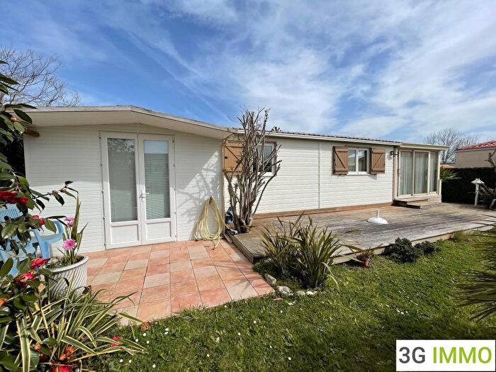 Maison à vendre - Talmont-Saint-Hilaire - 3 pièces - 2 chambres