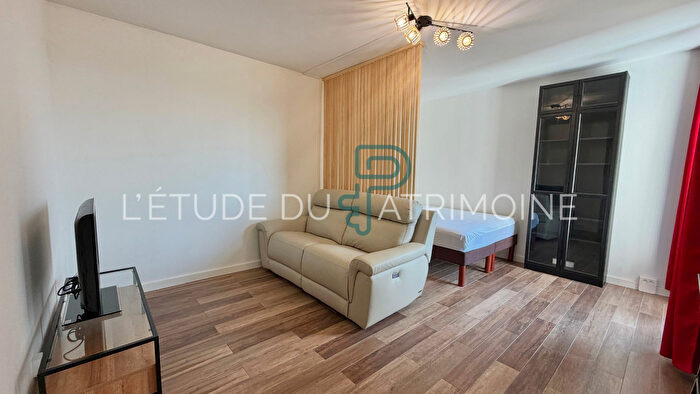 Fresnes, Lumière, Liberté : Appartement 1 pièce à louer