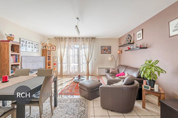 Maison à vendre - Rambouillet, Groussay, Providence, Gommerie, Vernes, Dreyfus - 4 pièces - 3 chambres