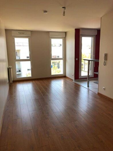 Appartement à louer - Grosse Pierre-Foch-Dunant-Guynemer-Collinet, Meaux - 1 pièce