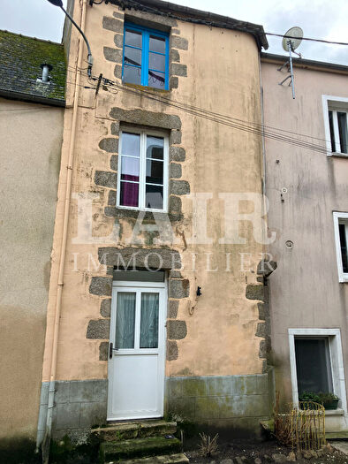 Pré-en-Pail - Maison 3 pièces à vendre