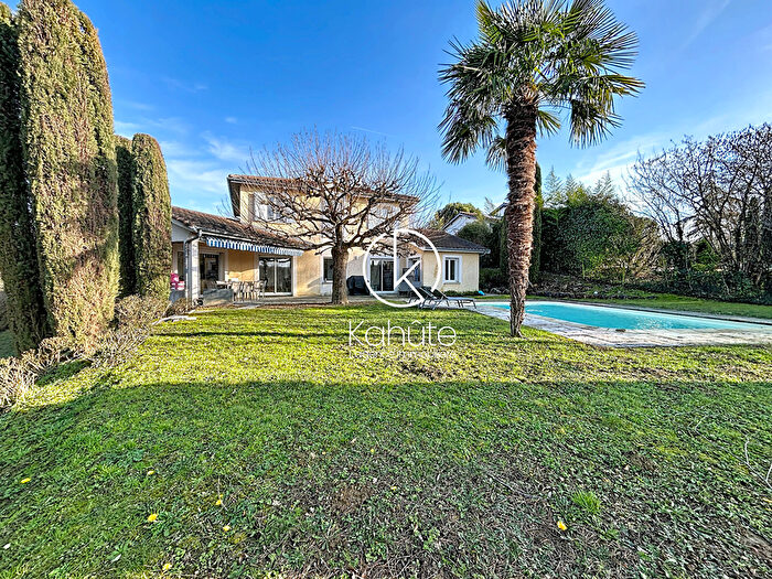 Maison à vendre - Écully, Centre-ville - 6 pièces - 5 chambres