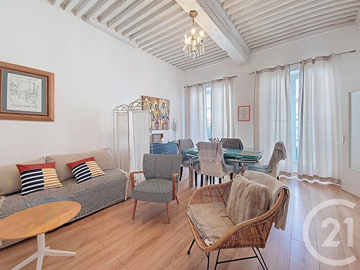 Appartement à vendre - Avignon, Palais des Papes, Zone Piétonne - 3 pièces - 2 chambres