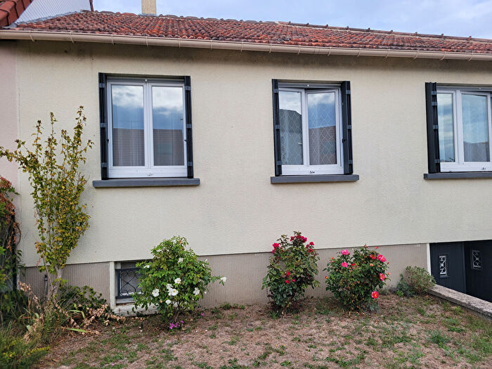 Maison 4 pièces à Fontenay-le-Fleury, Sables, Démènerie, à vendre