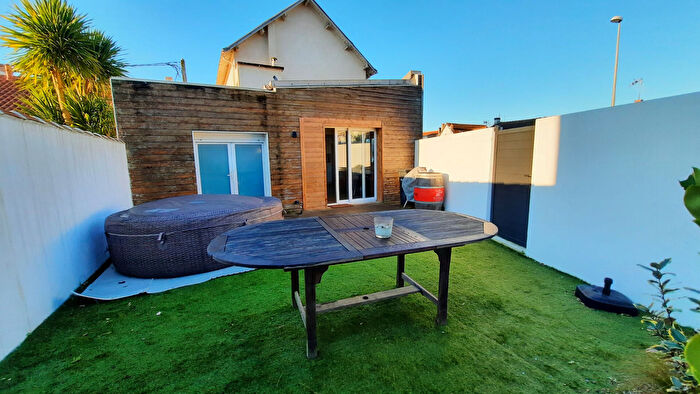 Maison à vendre - La Rochelle, Bel-Air, Fétilly, La Trompette - 7 pièces - 6 chambres