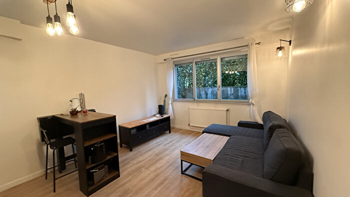 Appartement à louer - Louveciennes - 2 pièces - 1 chambre