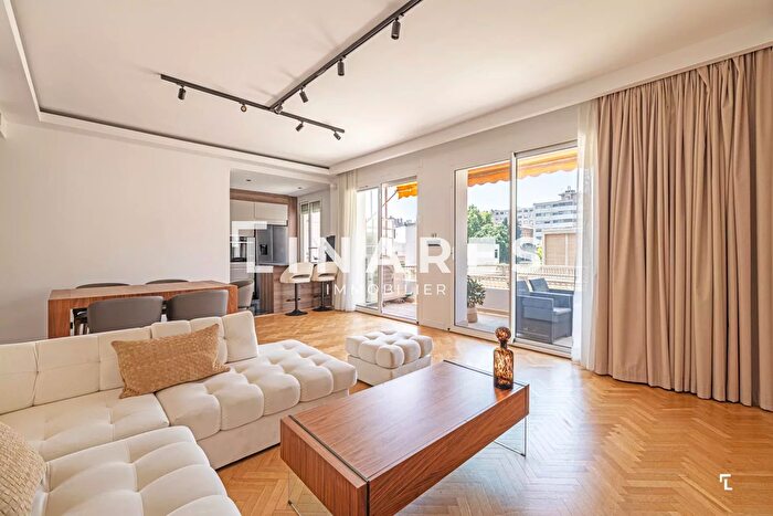 Appartement à vendre - Marseille e , Saint-Giniez - 3 pièces - 2 chambres