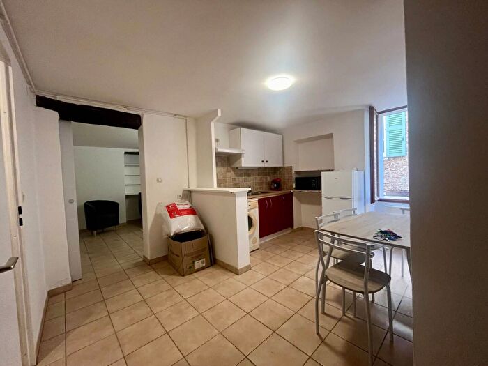 Appartement à louer - Ouest, Lorgues - 2 pièces