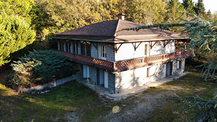 Maison à vendre - Aiguillon - 7 pièces - 3 chambres