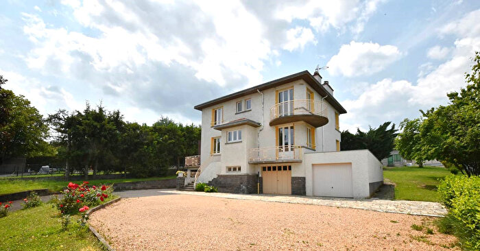 Romagnat - Maison 8 pièces à vendre