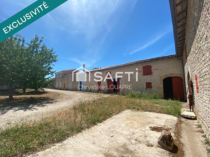 Maison 5 pièces à vendre à Asnières-la-Giraud