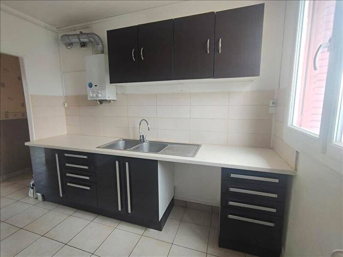 Appartement 4 pièces à louer - La Caserne-Les Guineberts, Montluçon