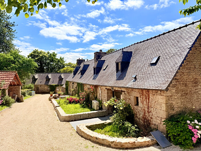 Maison à vendre - Ploumilliau - 12 pièces - 9 chambres