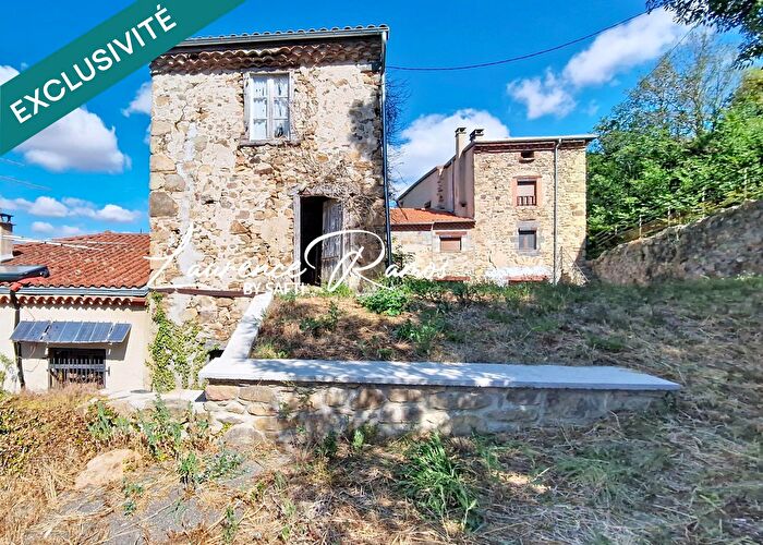 Maison 4 pièces à Vieille-Brioude, à vendre