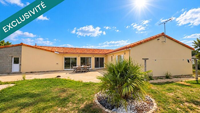 Chapelle-Viviers : Maison 6 pièces à vendre