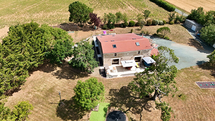 Maison 7 pièces à vendre - Sainte-Pexine