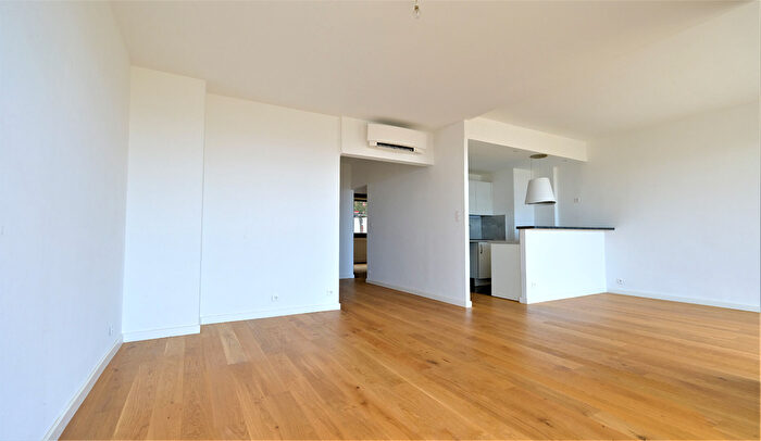 Appartement à louer - Ville-di-Pietrabugno - 2 pièces - 1 chambre