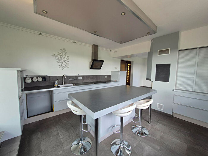 Maison à louer - Combourg - 5 pièces - 4 chambres