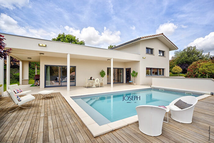 Maison à louer - Rouffiac-Tolosan - 5 pièces - 4 chambres