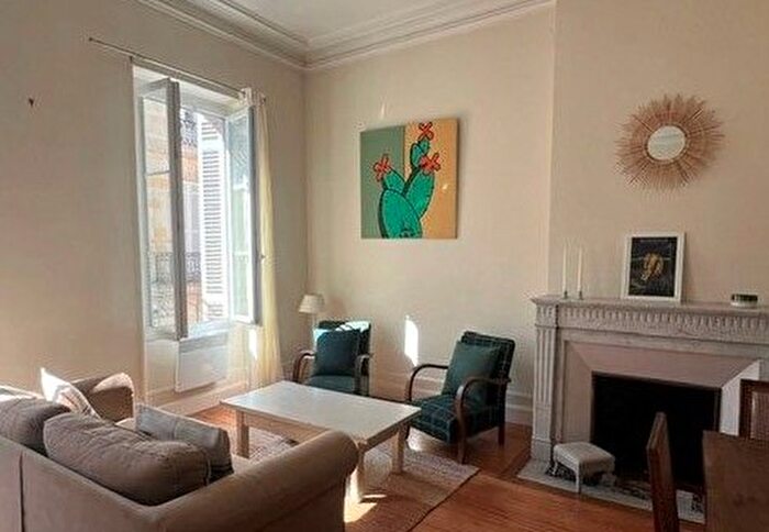 Bordeaux, Saint-Christoly : Appartement 2 pièces à louer