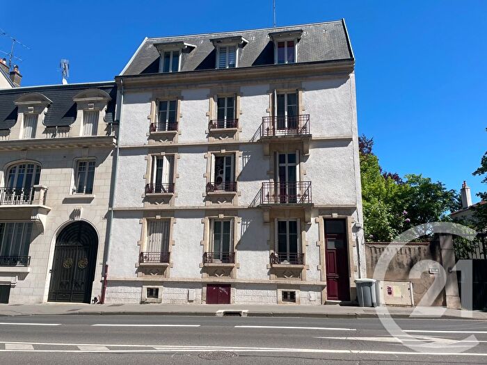 Appartement 2 pièces à Nancy, Boudonville, Scarpone, Libération, à vendre