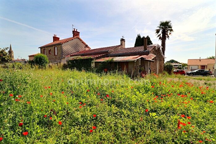 Port-Saint-Père - Maison 4 pièces à vendre