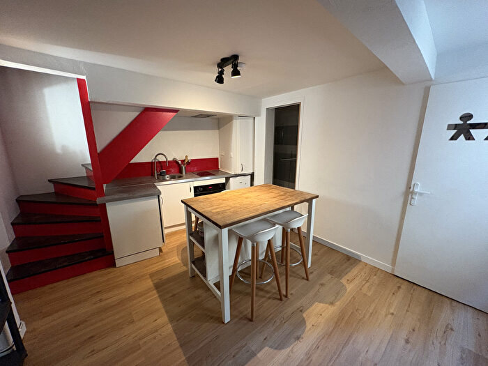 Maison à louer - Agen, Carnot - 2 pièces - 1 chambre