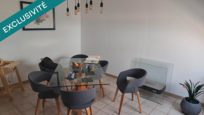 Appartement 6 pièces à Noyon, Centre-ville, à vendre