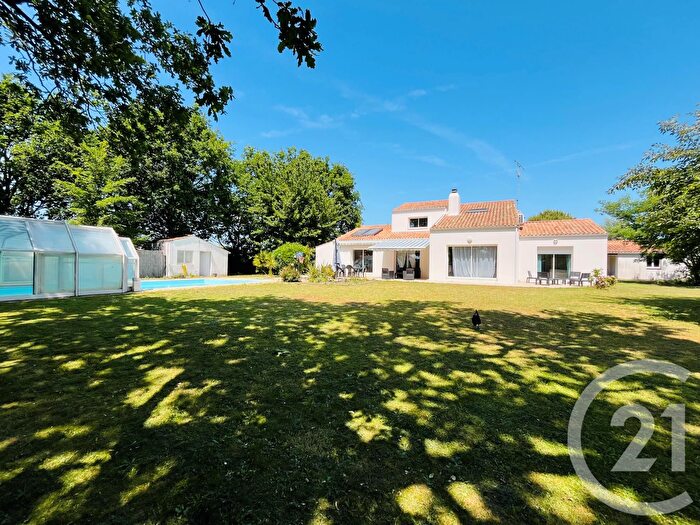 Maison à vendre - Notre-Dame-de-Riez - 8 pièces - 4 chambres