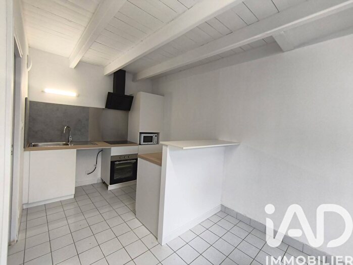 Maison 6 pièces à La Mothe-Saint-Héray, à louer