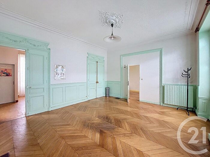 Appartement à vendre - Corbeil-Essonnes, Centre-ville - 2 pièces - 1 chambre