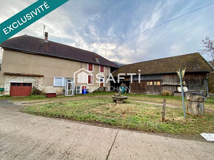 Maison à vendre - Marnoz - 6 pièces - 4 chambres