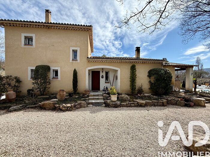 Maison à vendre - Crestet - 5 pièces - 3 chambres